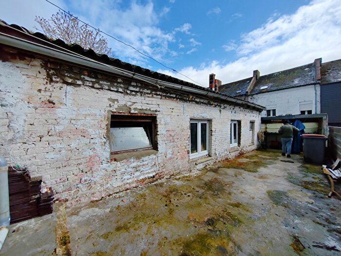 Maison à vendre - Le Cateau-Cambrésis - 6 pièces - 4 chambres