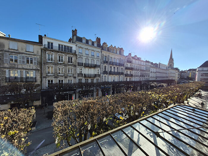 Appartement à vendre - BayonneBayonaBaiona, Centre-ville, Hôtel de Ville - 4 pièces - 3 chambres