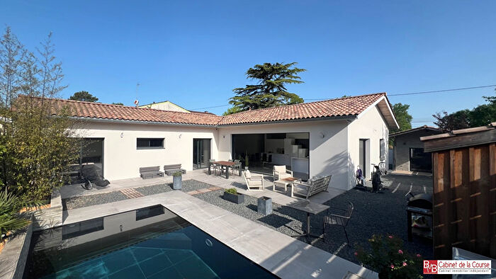 Maison 5 pièces à vendre à Martillac
