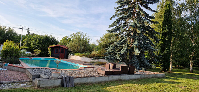 Maison à vendre - Auterive - 5 pièces - 3 chambres