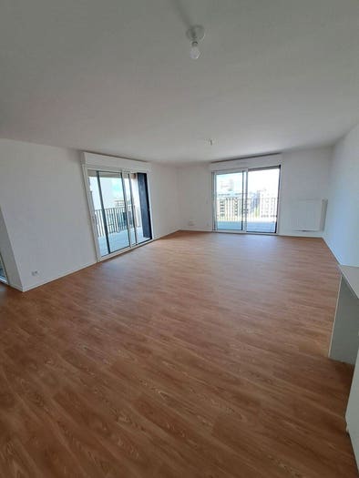 Appartement 5 pièces à louer à Bordeaux