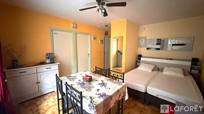 Appartement à louer - Vernet-les-Bains - 1 pièce