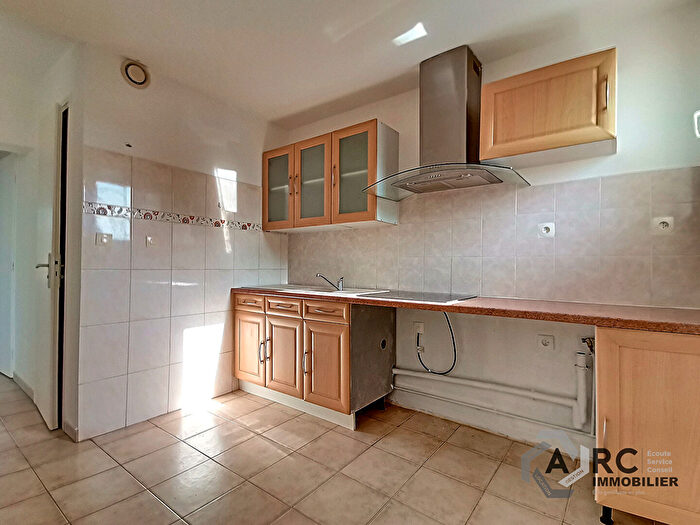 Châteauneuf-sur-Loire : Appartement 4 pièces à louer