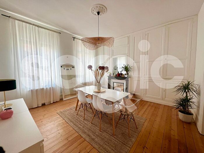 Arras, Centre-ville : Appartement 3 pièces à louer