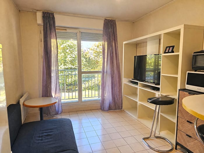 Appartement 1 pièce à louer - Aix-en-Provence, Jas de Bouffan