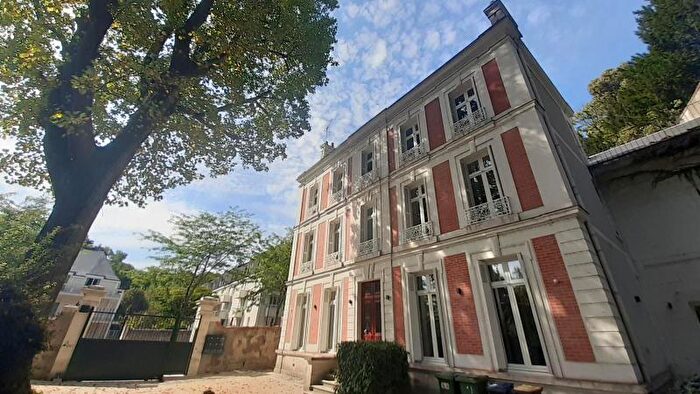 Appartement 1 pièce à louer à Saint-Cyr-sur-Loire, Cèdres, Cottage Park