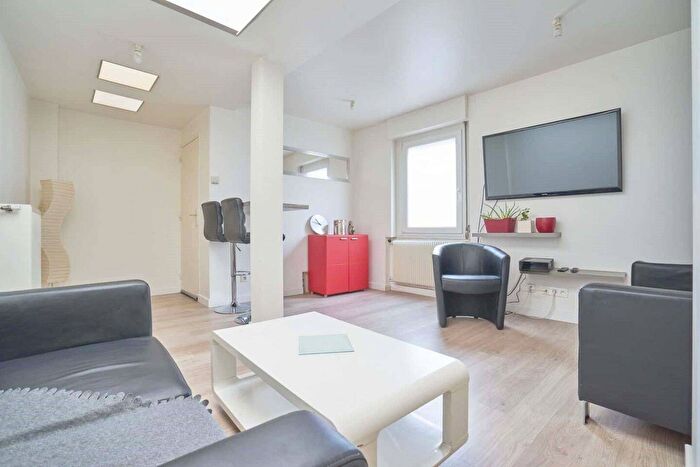 Appartement à louer - Kuhlmann, Loos - 1 pièce