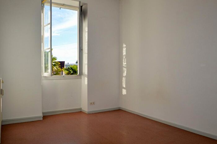 Appartement 1 pièce à louer - Pau, Centre-ville