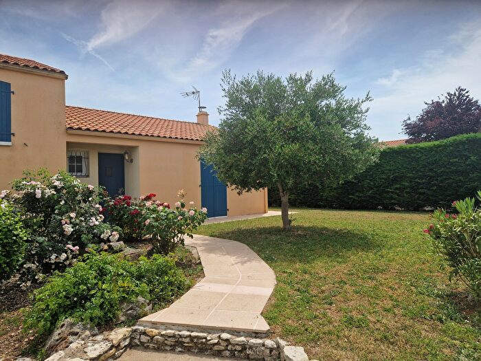 Chaillé-les-Marais - Maison 4 pièces à vendre