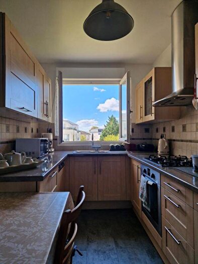 Appartement à louer - Le Centre, Le Plessis-Trévise - 3 pièces - 2 chambres