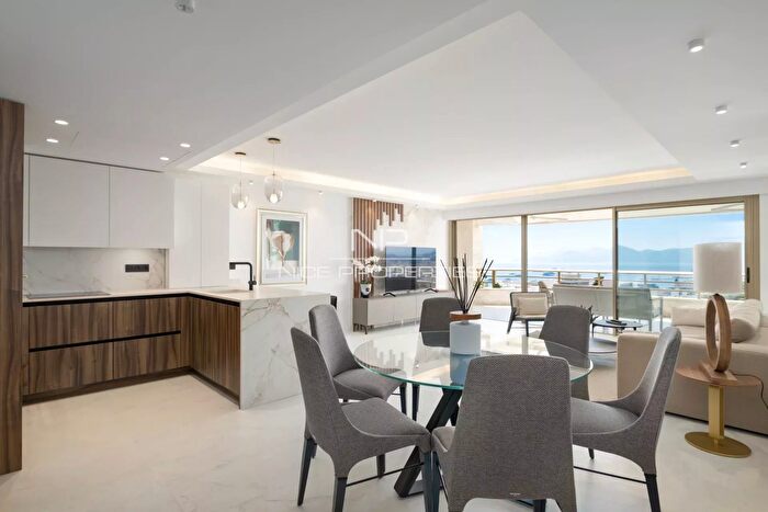Appartement à vendre - Cannes, Californie Pezou - 6 pièces - 4 chambres