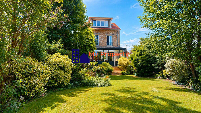 Maison 7 pièces à vendre à Houilles