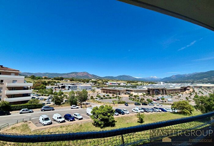 Appartement 4 pièces à Sarrola-Carcopino, à louer
