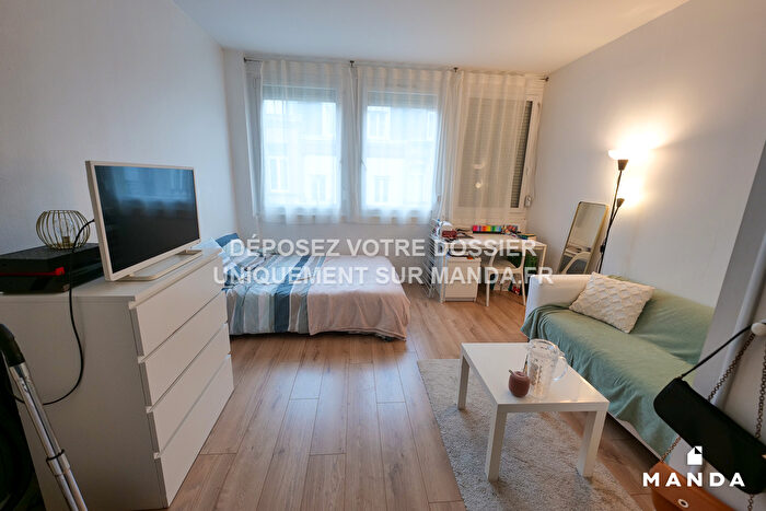 Appartement à louer - Lille, Wazemmes - 1 pièce - 1 chambre
