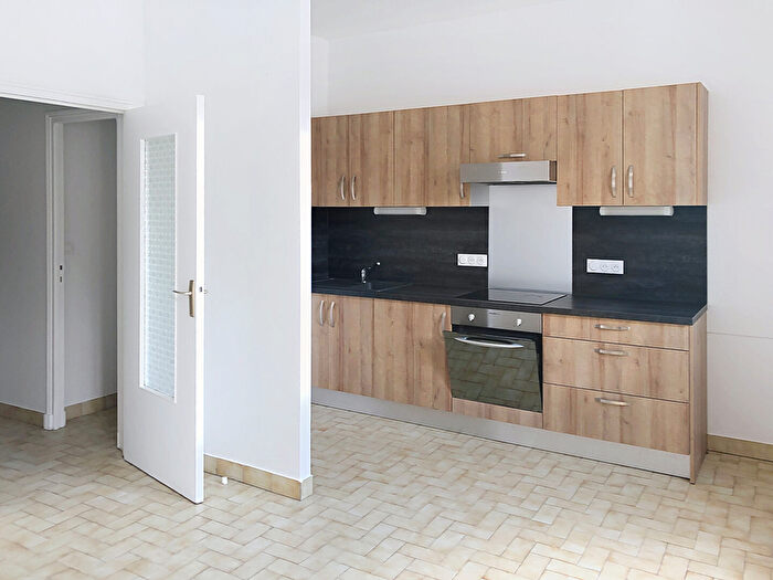 Appartement à louer - Yssingeaux - 3 pièces - 2 chambres