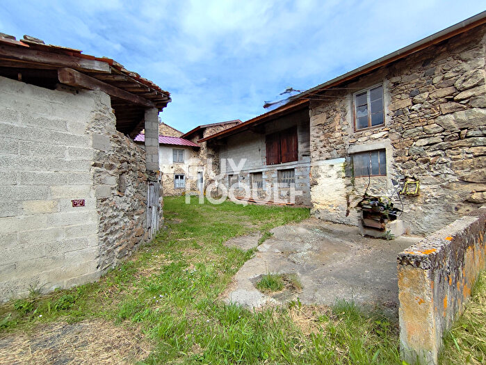 Maison 4 pièces à Saint-Just-en-Bas, à vendre