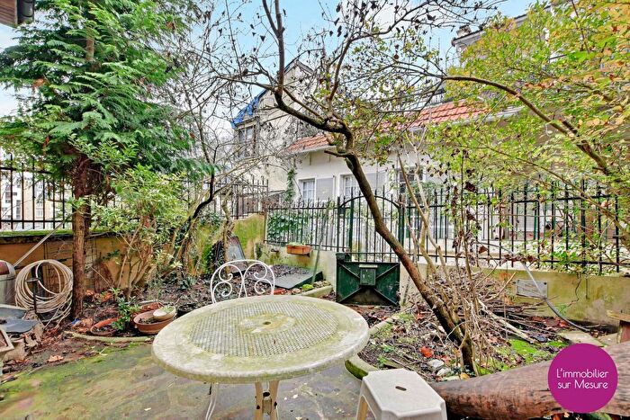 Maison à vendre - Paris e , Père Lachaise, Réunion - 3 pièces - 2 chambres