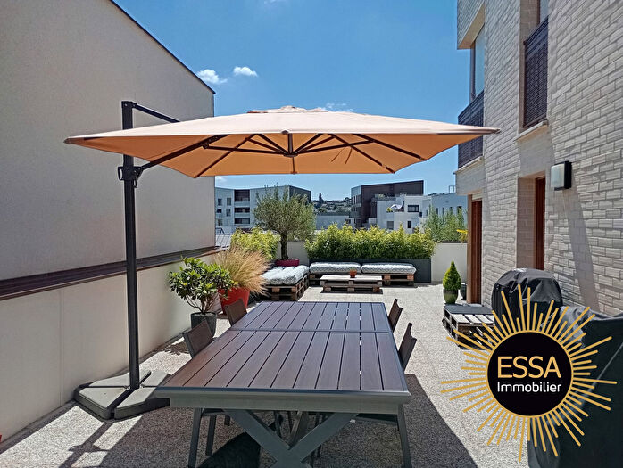 Appartement à vendre - Saint-Cyr-lécole, Fontaine Saint-Martin - 3 pièces - 2 chambres