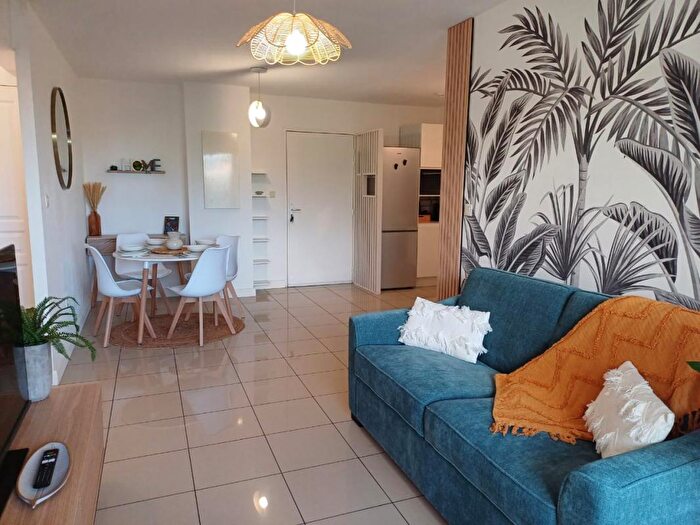 Appartement à louer - Saint-Denis, Providence, Les Camélias - 3 pièces - 2 chambres