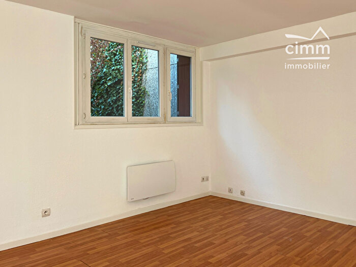 Appartement à louer - Grenoble, Berriat - 2 pièces - 1 chambre