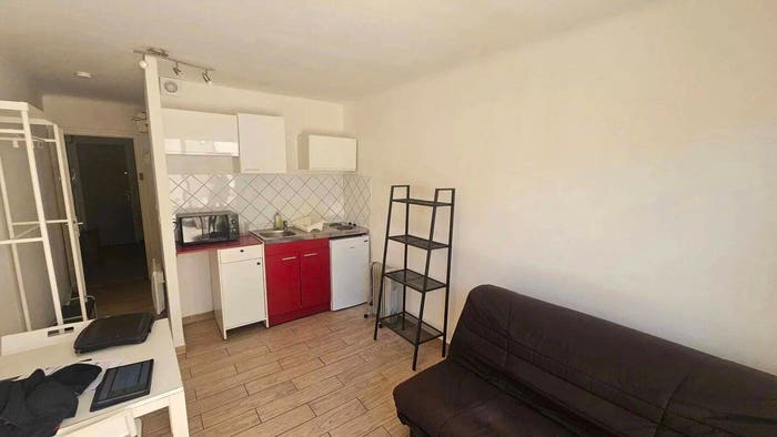 Appartement 1 pièce à Vieille Ville-Cativel, Gardanne, à louer