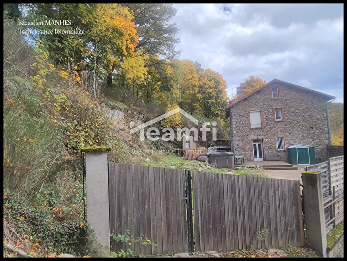 Maison à vendre - La Monnerie-le-Montel - 4 pièces