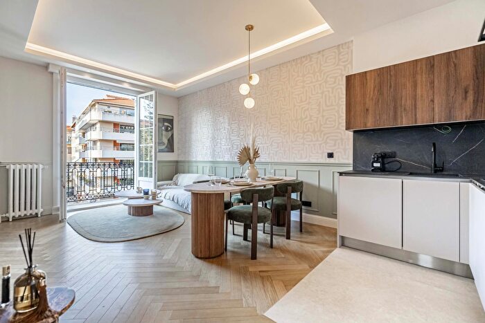 Appartement à vendre - Nice, Carabacel - 2 pièces - 1 chambre