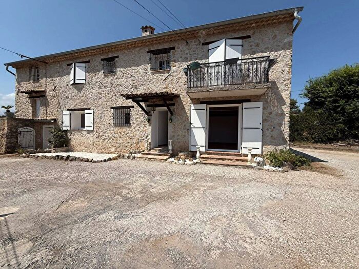 Vallée Verte-Issarts-Vignasses, Biot : Appartement 4 pièces à louer