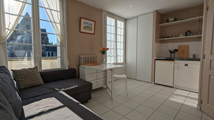 Appartement à louer - Tours, Centre-ville - 2 pièces - 1 chambre
