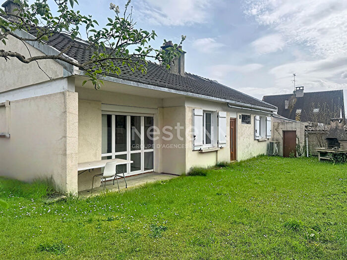 Maison à vendre - Lamorlaye - 5 pièces - 3 chambres