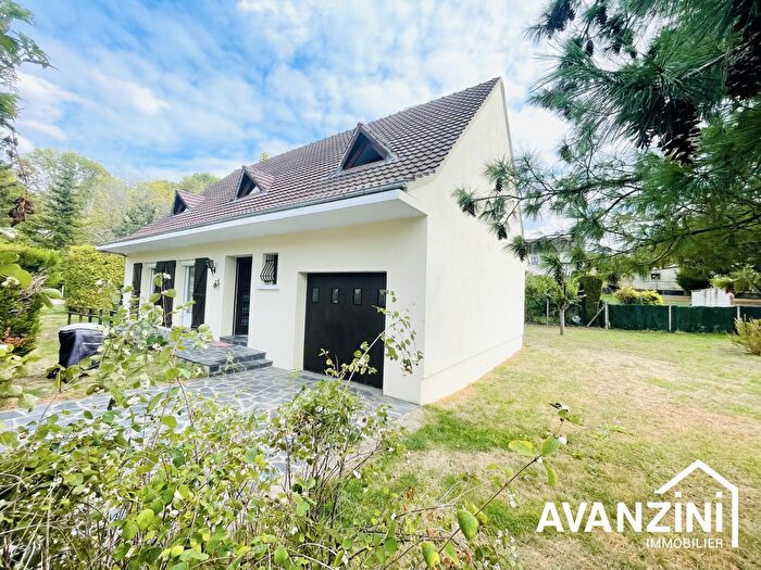 Maison 7 pièces à Couilly-Pont-aux-Dames, à vendre