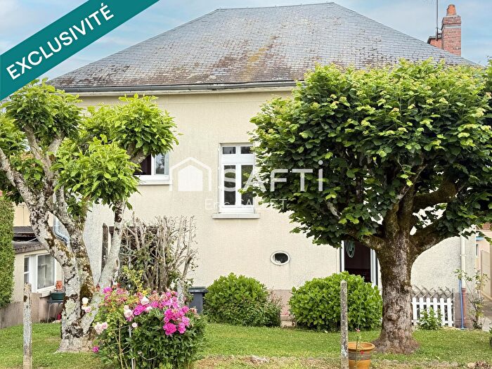 Maison à vendre - Lubersac - 6 pièces - 4 chambres