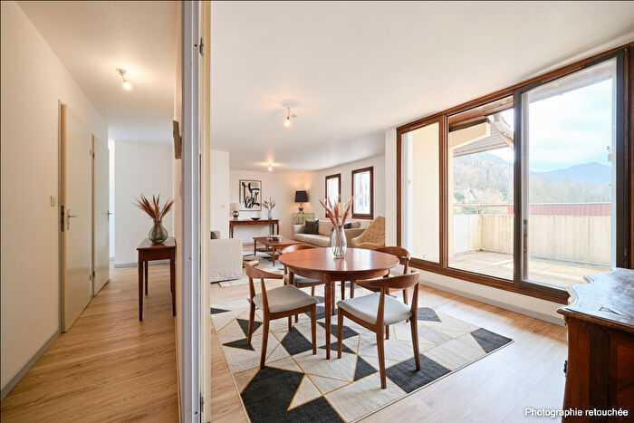Appartement à vendre - Annecy, Mandallaz, Prairie, Vovray - 4 pièces - 3 chambres