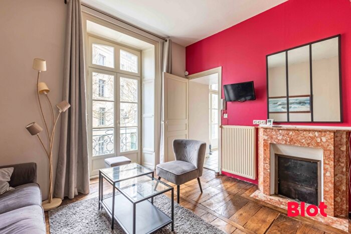 Appartement à vendre - Quartiers Ouest, Anatole France - 2 pièces - 1 chambre