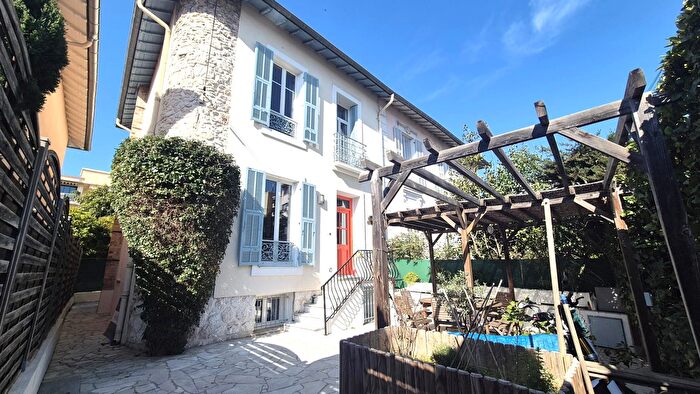 Maison à vendre - Nice, Cessole - 7 pièces - 5 chambres