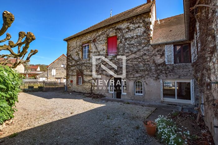 Saint-Boil - Maison 12 pièces à vendre