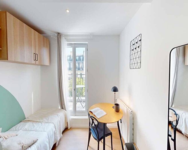 Appartement à louer - Lafayette-Richer, Paris ème arrondissement - 9 pièces - 9 chambres