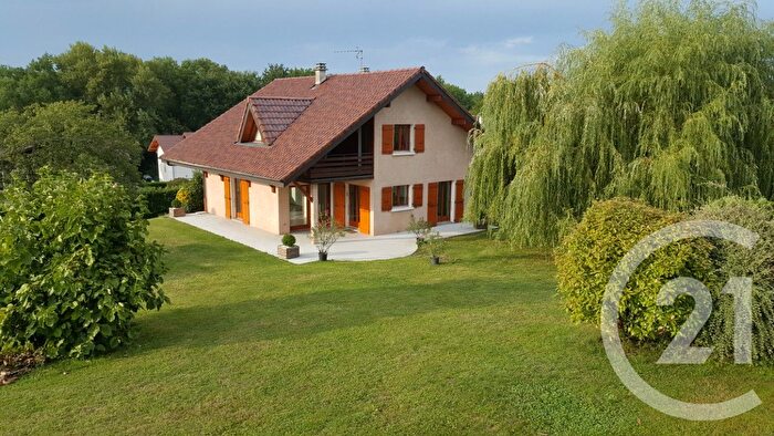 Maison 5 pièces à louer à Publier