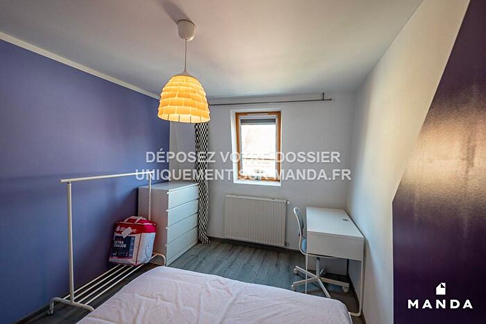 Appartement à louer - Caulier, Lille - 4 pièces - 4 chambres