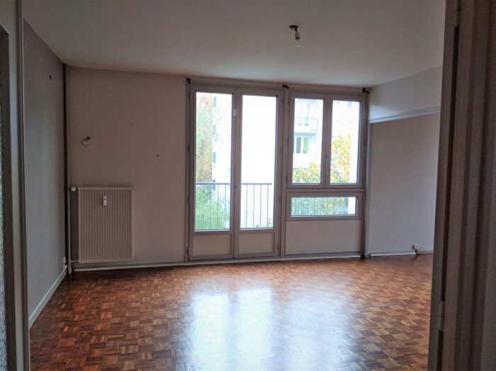La Ferté-Bernard : Appartement 4 pièces à louer
