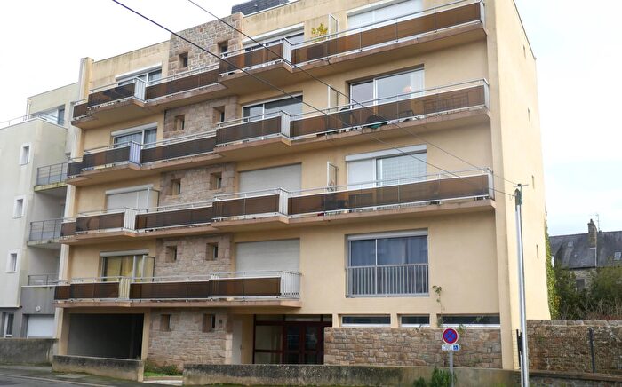 Appartement à louer - Saint-Brieuc, Centre-ville, Saint-Michel, Le Légué, Notre-Dame - 2 pièces - 1 chambre