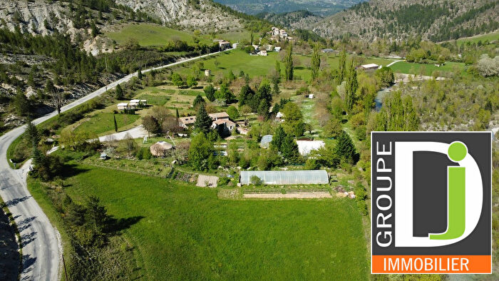 Maison à vendre - Die - 9 pièces - 5 chambres