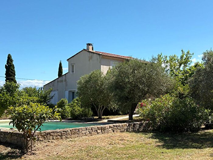 Maison 5 pièces à Pernes-les-Fontaines, à vendre