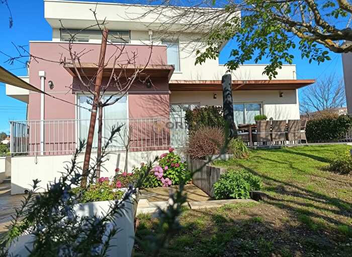 Maison à vendre - Cavaillon, Basses Ferrailles, Jas, Hautes Ferrailles - 4 pièces - 3 chambres