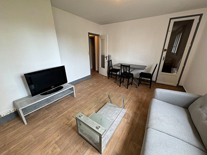 Appartement 4 pièces à Quartiers Nord-Ouest, Saint-Martin, à louer