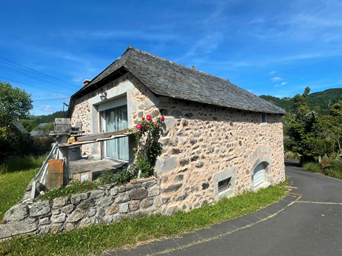 Maison à vendre - Saint-Étienne-de-Chomeil - 4 pièces - 2 chambres