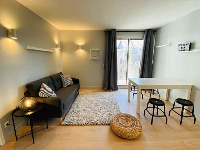 Appartement à louer - Villeurbanne, Grand Clément - 5 pièces - 4 chambres