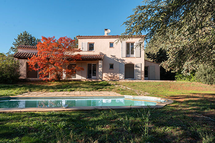 Maison à vendre - Aix-en-Provence, Puyricard, Célony - 6 pièces - 4 chambres
