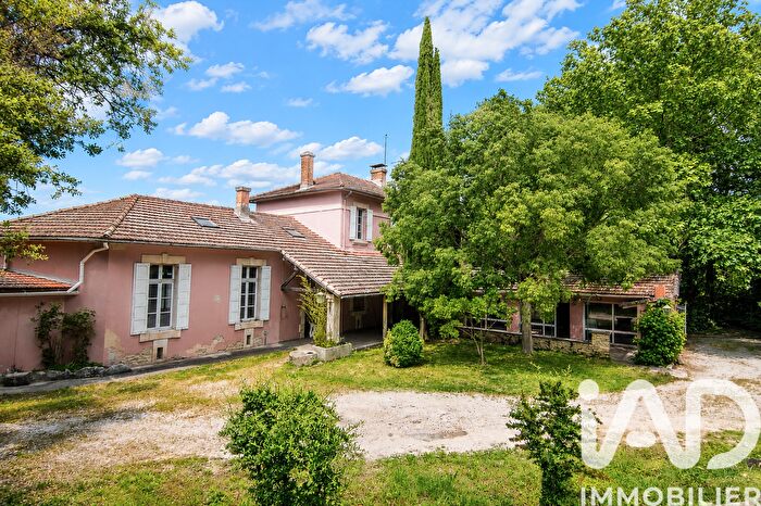 Fontaine-de-Vaucluse : Maison 20 pièces à vendre