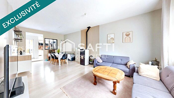 Maison 7 pièces à Saint-Omer, Centre historique, à vendre